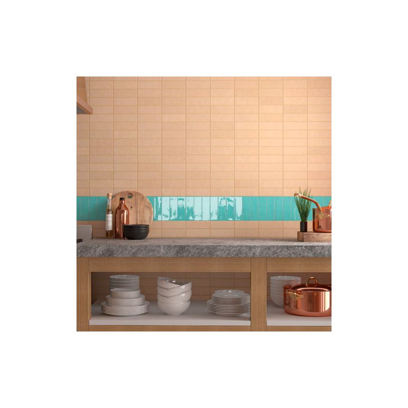 Alice Butik Køb små farvede fliser til gulv og væg.